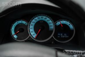 Pelēks Toyota Corolla Verso 2007 Rīga, ar dzinēja tilpumu 2.20 L un nobraukumu 308 tūkst. km par 2490 €, foto 16 vietnē AUTOMOTO.COM.LV