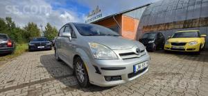 Pelēks Toyota Corolla Verso 2007 Valmiera, ar dzinēja tilpumu 2.20 L un nobraukumu 0 tūkst. km par 1550 €, foto  vietnē AUTOMOTO.COM.LV