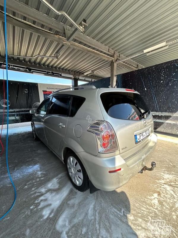 Тойота Королла Версо 2007 в Клайпеда на AUTOMOTO.COM.LV Серый Тойота Королла Версо 2007 в Клайпеда, объемом двигателя 2.20 л и пробегом 270 тыс. км за 1750 €, фото 5 на AUTOMOTO.COM.LV