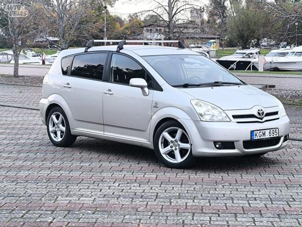 Тойота Королла Версо 2007 в Шилуте на AUTOMOTO.COM.LV Серый Тойота Королла Версо 2007 в Шилуте, объемом двигателя 2.20 л и пробегом 240 тыс. км за 1999 €, фото 1 на AUTOMOTO.COM.LV
