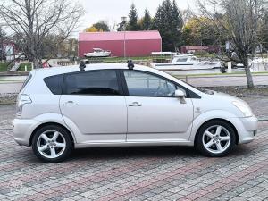 Pelēks Toyota Corolla Verso 2007 Šilutė, ar dzinēja tilpumu 2.20 L un nobraukumu 240 tūkst. km par 1999 €, foto 3 vietnē AUTOMOTO.COM.LV