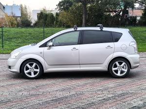 Pelēks Toyota Corolla Verso 2007 Šilutė, ar dzinēja tilpumu 2.20 L un nobraukumu 240 tūkst. km par 1999 €, foto 7 vietnē AUTOMOTO.COM.LV