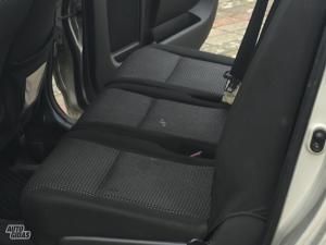 Pelēks Toyota Corolla Verso 2007 Šilutė, ar dzinēja tilpumu 2.20 L un nobraukumu 240 tūkst. km par 1999 €, foto 11 vietnē AUTOMOTO.COM.LV