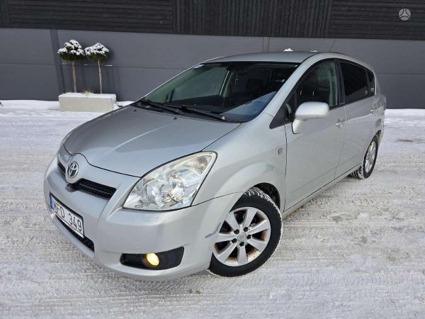 Pelēks Toyota Corolla Verso 2008 Šauļi, ar dzinēja tilpumu 1.80 L un nobraukumu 250 tūkst. km par 2650 €, foto 2 vietnē AUTOMOTO.COM.LV