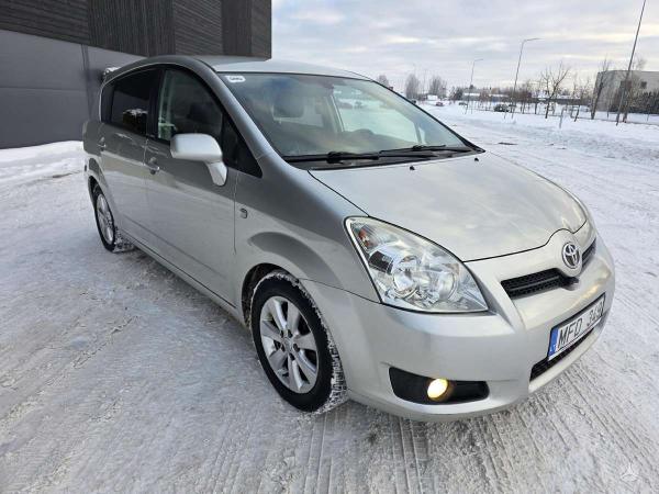 Pelēks Toyota Corolla Verso 2008 Šauļi, ar dzinēja tilpumu 1.80 L un nobraukumu 250 tūkst. km par 2650 €, foto 5 vietnē AUTOMOTO.COM.LV