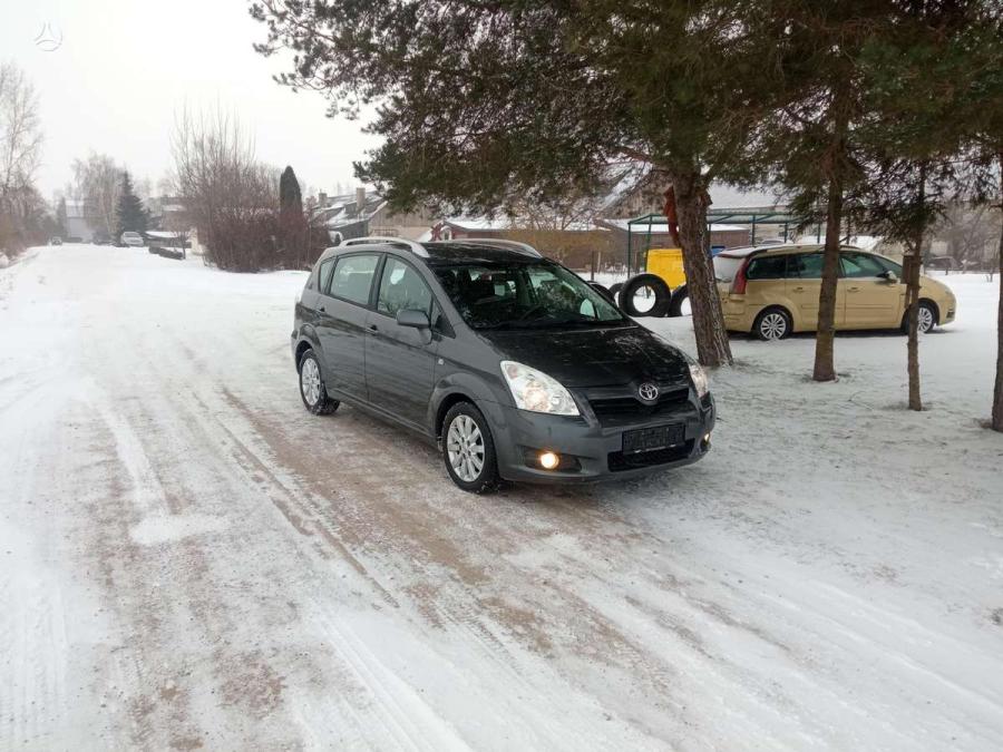 Серый Тойота Королла Версо 2008 в Мариямполе, объемом двигателя 2.23 л и пробегом 240 тыс. км за 3450 €, фото 8 на AUTOMOTO.COM.LV