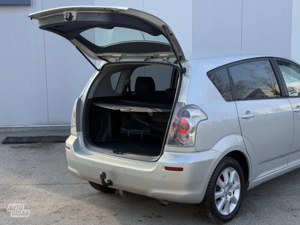 Pelēks Toyota Corolla Verso 2008 Kauņa, ar dzinēja tilpumu 2.00 L un nobraukumu 278 tūkst. km par 2500 €, foto 9 vietnē AUTOMOTO.COM.LV
