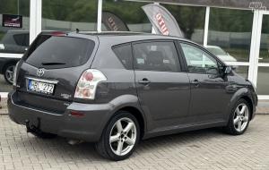 Pelēks Toyota Corolla Verso 2008 Radviliškis, ar dzinēja tilpumu 2.20 L un nobraukumu 329 tūkst. km par 2150 €, foto 10 vietnē AUTOMOTO.COM.LV