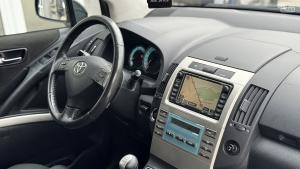 Pelēks Toyota Corolla Verso 2008 Radviliškis, ar dzinēja tilpumu 2.20 L un nobraukumu 329 tūkst. km par 2150 €, foto 16 vietnē AUTOMOTO.COM.LV