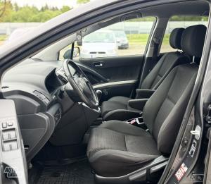 Pelēks Toyota Corolla Verso 2008 Radviliškis, ar dzinēja tilpumu 2.20 L un nobraukumu 329 tūkst. km par 2150 €, foto 18 vietnē AUTOMOTO.COM.LV