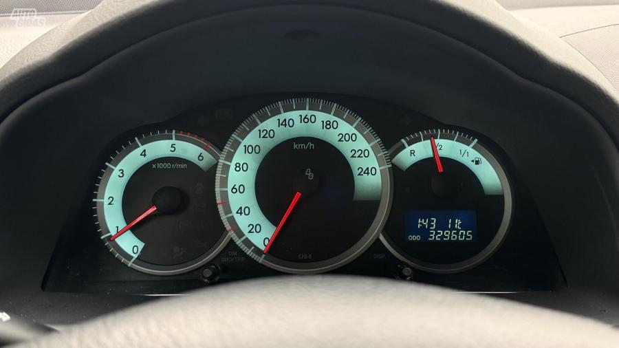 Pelēks Toyota Corolla Verso 2008 Radviliškis, ar dzinēja tilpumu 2.20 L un nobraukumu 329 tūkst. km par 2150 €, foto 19 vietnē AUTOMOTO.COM.LV