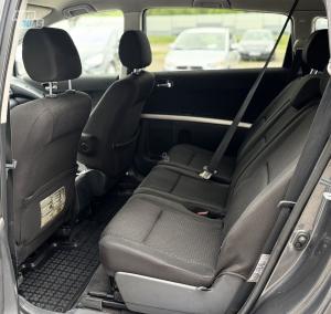 Pelēks Toyota Corolla Verso 2008 Radviliškis, ar dzinēja tilpumu 2.20 L un nobraukumu 329 tūkst. km par 2150 €, foto 24 vietnē AUTOMOTO.COM.LV