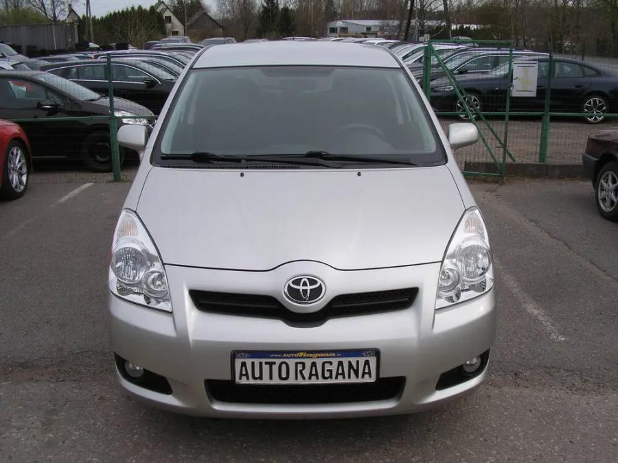 Pelēks Toyota Corolla Verso 2008 Sigulda, ar dzinēja tilpumu 1.80 L un nobraukumu 216 tūkst. km par 5650 €, foto 6 vietnē AUTOMOTO.COM.LV