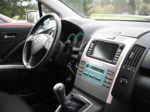 Pelēks Toyota Corolla Verso 2008 Sigulda, ar dzinēja tilpumu 1.80 L un nobraukumu 216 tūkst. km par 5650 €, foto 24 vietnē AUTOMOTO.COM.LV