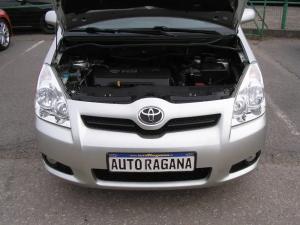 Pelēks Toyota Corolla Verso 2008 Sigulda, ar dzinēja tilpumu 1.80 L un nobraukumu 216 tūkst. km par 5650 €, foto 26 vietnē AUTOMOTO.COM.LV