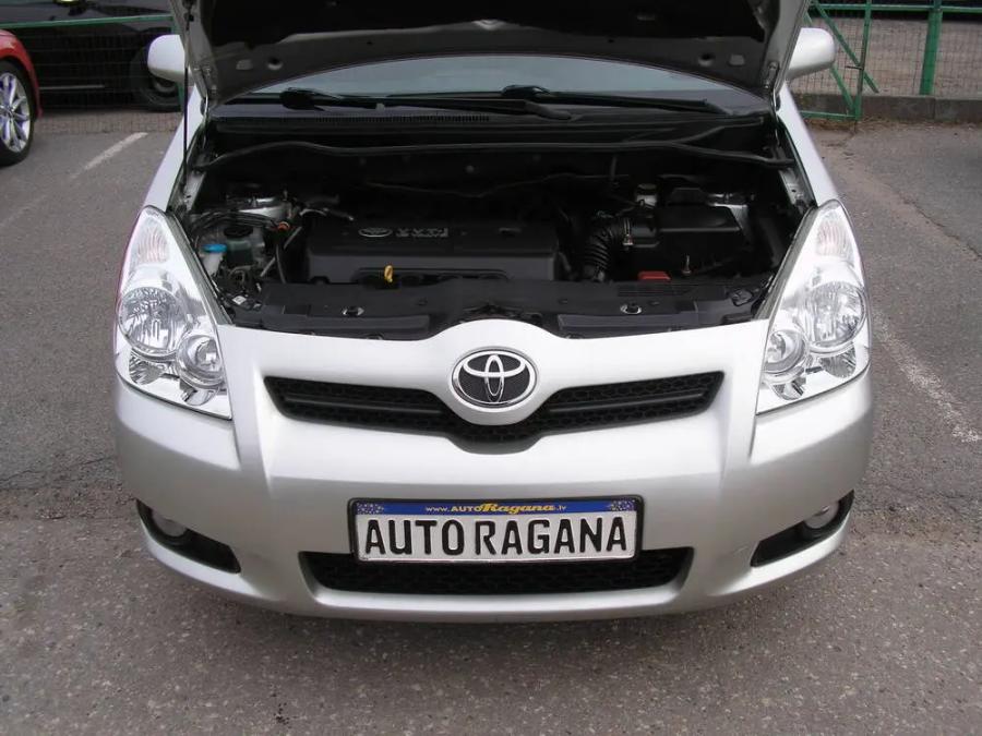 Pelēks Toyota Corolla Verso 2008 Sigulda, ar dzinēja tilpumu 1.80 L un nobraukumu 216 tūkst. km par 5650 €, foto 26 vietnē AUTOMOTO.COM.LV