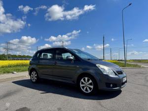 Grey Toyota Corolla Verso 2008 in Panevezys, with an engine capacity of 2.20 L and mileage of 367 thousand km for 1499 €, photo 5 on AUTOMOTO.COM.LV