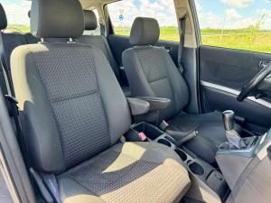Grey Toyota Corolla Verso 2008 in Panevezys, with an engine capacity of 2.20 L and mileage of 367 thousand km for 1499 €, photo 15 on AUTOMOTO.COM.LV