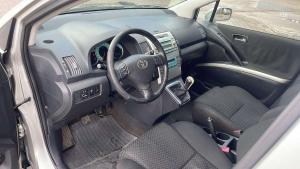 Grey Toyota Corolla Verso 2008 in Marijampole, with an engine capacity of 2.23 L and mileage of 250 thousand km for 1950 €, photo 12 on AUTOMOTO.COM.LV