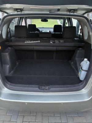 Grey Toyota Corolla Verso 2008 in Vilnius, with an engine capacity of 1.79 L and mileage of 253 thousand km for 2500 €, photo 11 on AUTOMOTO.COM.LV