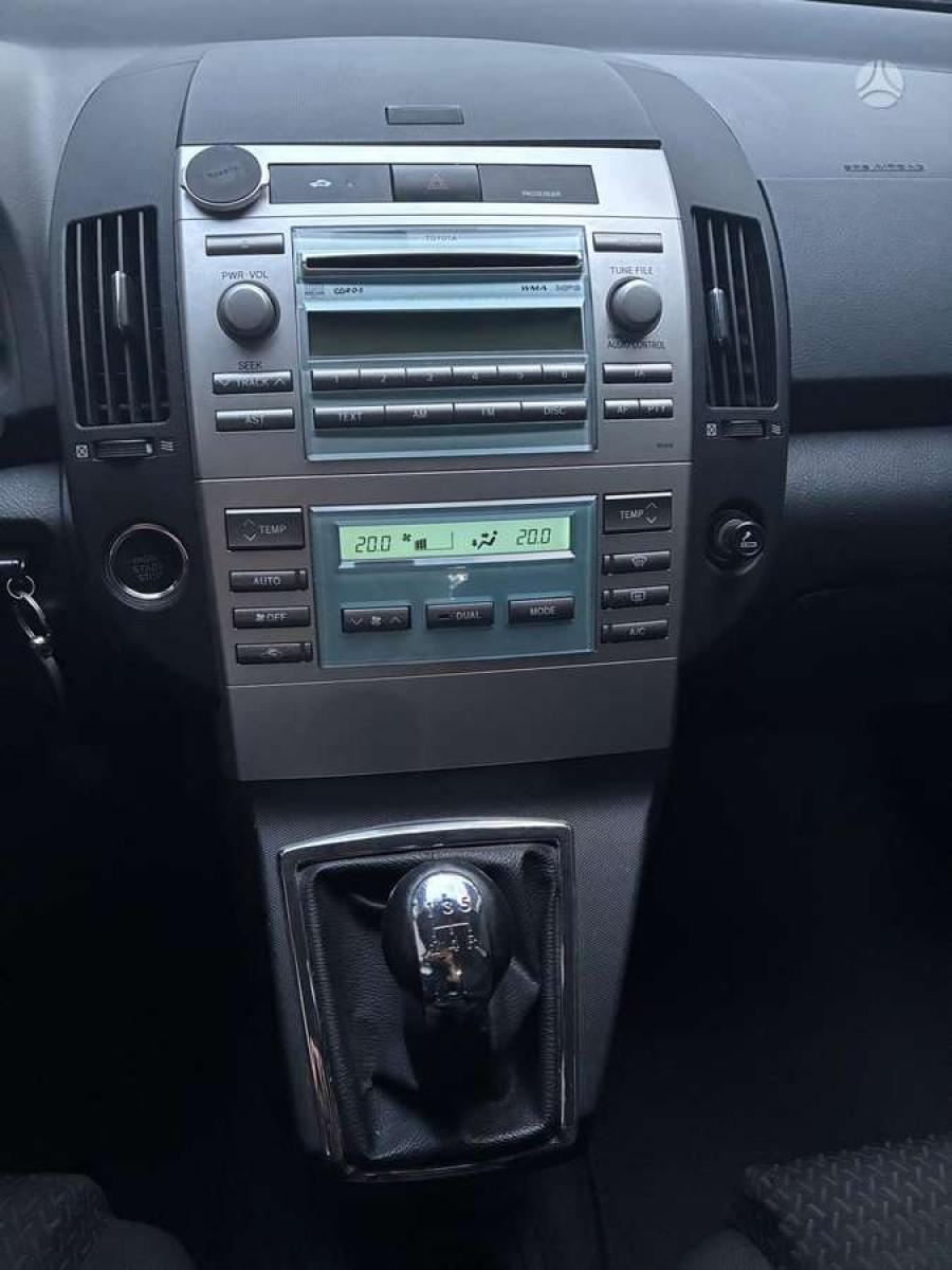 Grey Toyota Corolla Verso 2008 in Vilnius, with an engine capacity of 1.79 L and mileage of 253 thousand km for 2500 €, photo 14 on AUTOMOTO.COM.LV