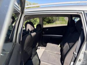 Grey Toyota Corolla Verso 2008 in Vilnius, with an engine capacity of 2.20 L and mileage of 343 thousand km for 1350 €, photo 8 on AUTOMOTO.COM.LV