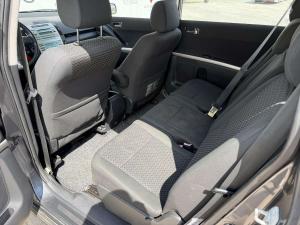 Grey Toyota Corolla Verso 2008 in Taurage, with an engine capacity of 2.23 L and mileage of 210 thousand km for 3900 €, photo 9 on AUTOMOTO.COM.LV
