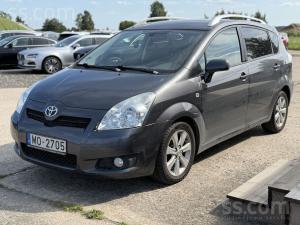 Серый Тойота Королла Версо 2008 в Рига, объемом двигателя 2.20 л и пробегом 327 тыс. км за 2300 €, фото 4 на AUTOMOTO.COM.LV