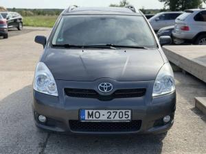 Grey Toyota Corolla Verso 2008 in Riga, with an engine capacity of 2.20 L and mileage of 327 thousand km for 2300 €, photo 3 on AUTOMOTO.COM.LV