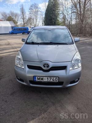Grey Toyota Corolla Verso 2008 in Ogre, with an engine capacity of 2.20 L and mileage of 237 thousand km for 1500 €, photo 3 on AUTOMOTO.COM.LV