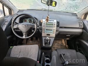 Pelēks Toyota Corolla Verso 2008 Rīga, ar dzinēja tilpumu 2.20 L un nobraukumu 327 tūkst. km par 800 €, foto 6 vietnē AUTOMOTO.COM.LV