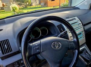 Grey Toyota Corolla Verso 2008 in Trakai, with an engine capacity of 2.23 L and mileage of 204 thousand km for 2100 €, photo 11 on AUTOMOTO.COM.LV