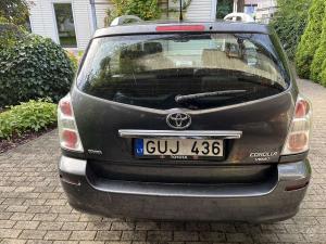 Pelēks Toyota Corolla Verso 2008 Šauļi, ar dzinēja tilpumu 1.79 L un nobraukumu 215 tūkst. km par 1880 €, foto 8 vietnē AUTOMOTO.COM.LV