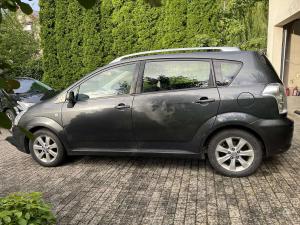 Pelēks Toyota Corolla Verso 2008 Šauļi, ar dzinēja tilpumu 1.79 L un nobraukumu 215 tūkst. km par 1880 €, foto 10 vietnē AUTOMOTO.COM.LV