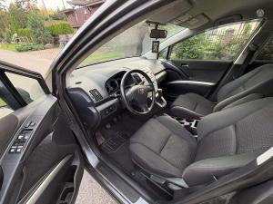 Pelēks Toyota Corolla Verso 2008 Viļņa, ar dzinēja tilpumu 2.23 L un nobraukumu 308 tūkst. km par 1950 €, foto 15 vietnē AUTOMOTO.COM.LV