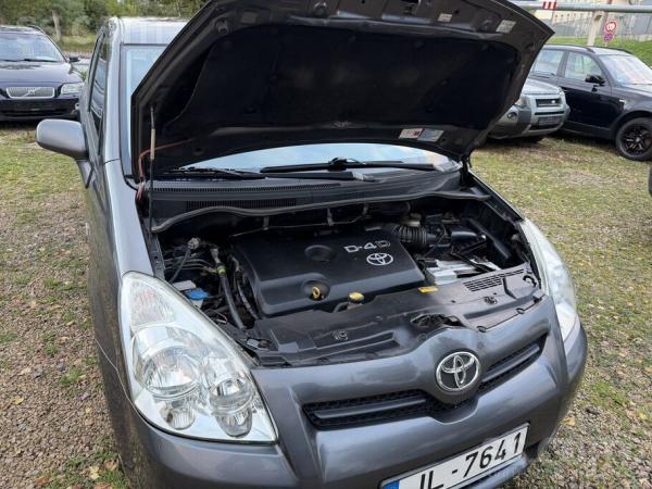 Pelēks Toyota Corolla Verso 2008 Rīga, ar dzinēja tilpumu 2.20 L un nobraukumu 391 tūkst. km par 1590 €, foto 8 vietnē AUTOMOTO.COM.LV