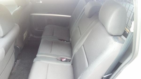 Pelēks Toyota Corolla Verso 2009 Viļņa, ar dzinēja tilpumu 2.20 L un nobraukumu 0 tūkst. km par 4550 €, foto 11 vietnē AUTOMOTO.COM.LV