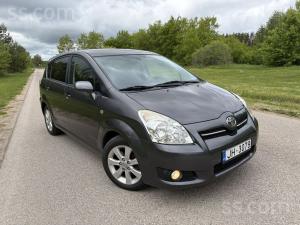 Grey Toyota Corolla Verso 2009 in Daugavpils, with an engine capacity of 2.20 L and mileage of 187 thousand km for 2500 €, photo  on AUTOMOTO.COM.LV