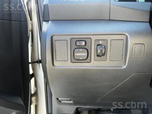 Grey Toyota Corolla Verso 2009 in Riga, with an engine capacity of 2.20 L and mileage of 436 thousand km for 2200 €, photo 4 on AUTOMOTO.COM.LV