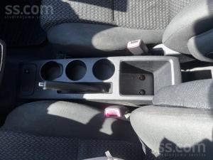 Grey Toyota Corolla Verso 2009 in Riga, with an engine capacity of 2.20 L and mileage of 436 thousand km for 2200 €, photo 7 on AUTOMOTO.COM.LV