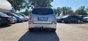 Grey Toyota Corolla Verso 2009 in Valmiera, with an engine capacity of 2.20 L and mileage of 308 thousand km for 3100 €, photo 5 on AUTOMOTO.COM.LV