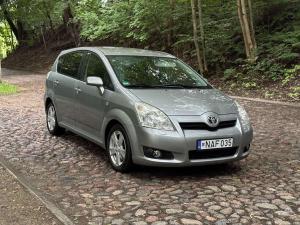 Grey Toyota Corolla Verso 2009 in Vilnius, with an engine capacity of 2.23 L and mileage of 287 thousand km for 3500 €, photo 4 on AUTOMOTO.COM.LV