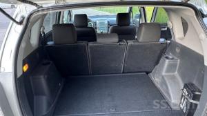 Pelēks Toyota Corolla Verso 2009 Rīga, ar dzinēja tilpumu 2.20 L un nobraukumu 243 tūkst. km par 3200 €, foto 8 vietnē AUTOMOTO.COM.LV