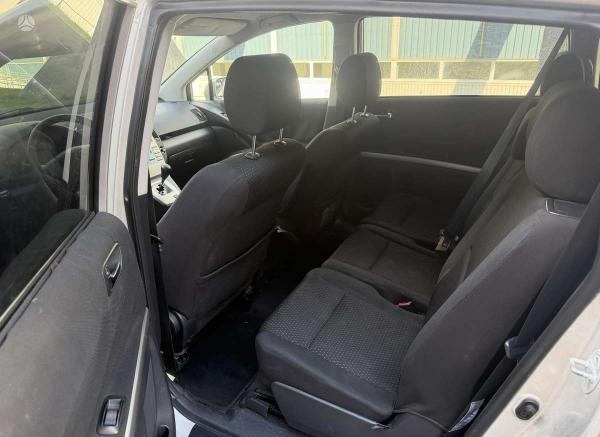 Pelēks Toyota Corolla Verso 2009 Viļņa, ar dzinēja tilpumu 1.80 L un nobraukumu 308 tūkst. km par 2950 €, foto 9 vietnē AUTOMOTO.COM.LV