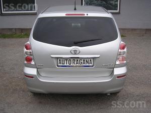 Pelēks Toyota Corolla Verso 2009 Rīga, ar dzinēja tilpumu 1.80 L un nobraukumu 0 tūkst. km par 5950 €, foto 7 vietnē AUTOMOTO.COM.LV