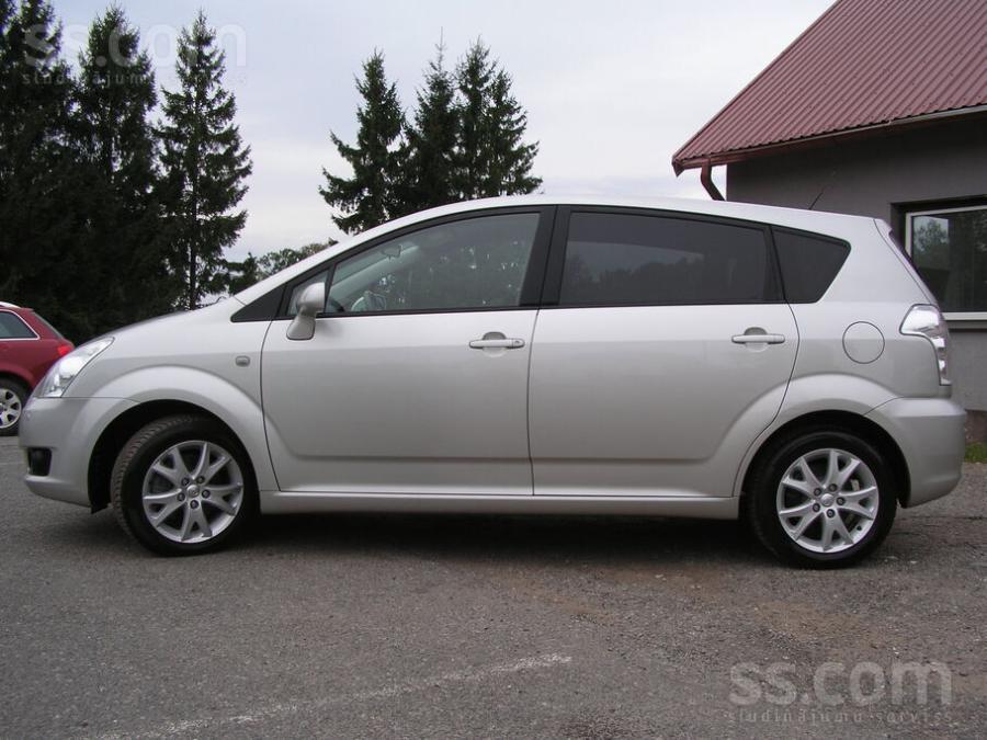 Pelēks Toyota Corolla Verso 2009 Rīga, ar dzinēja tilpumu 1.80 L un nobraukumu 0 tūkst. km par 5950 €, foto 9 vietnē AUTOMOTO.COM.LV
