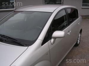 Pelēks Toyota Corolla Verso 2009 Rīga, ar dzinēja tilpumu 1.80 L un nobraukumu 0 tūkst. km par 5950 €, foto 14 vietnē AUTOMOTO.COM.LV