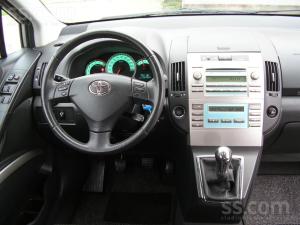 Pelēks Toyota Corolla Verso 2009 Rīga, ar dzinēja tilpumu 1.80 L un nobraukumu 0 tūkst. km par 5950 €, foto 15 vietnē AUTOMOTO.COM.LV