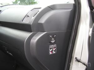 Pelēks Toyota Corolla Verso 2009 Rīga, ar dzinēja tilpumu 1.80 L un nobraukumu 0 tūkst. km par 5950 €, foto 26 vietnē AUTOMOTO.COM.LV