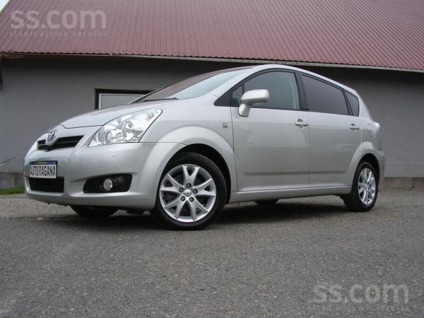 Тойота Королла Версо 2009 в Рига на AUTOMOTO.COM.LV Серый Тойота Королла Версо 2009 в Рига, объемом двигателя 1.80 л и пробегом 0 тыс. км за 5950 €, фото 3 на AUTOMOTO.COM.LV